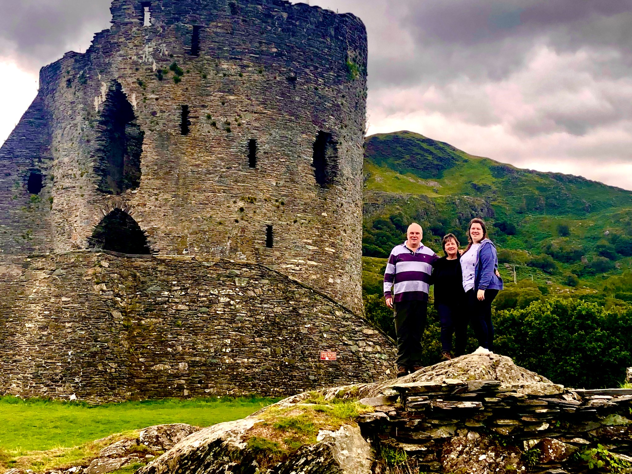 Dolbadarn Castle – Castle Review – CastlesandTurrets