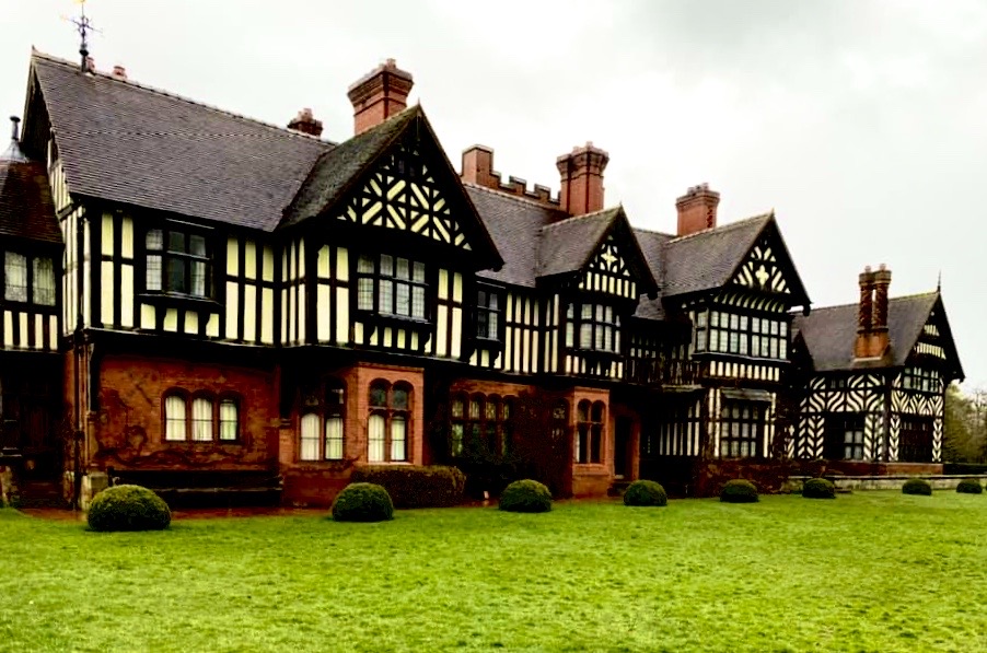 Wightwick Manor – CastlesandTurrets