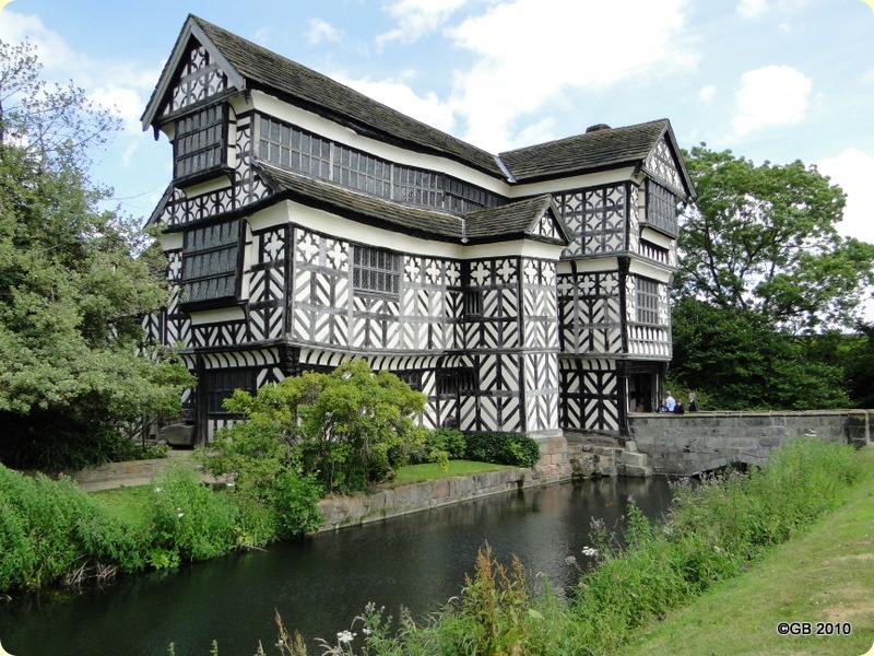 Little Moreton Hall – CastlesandTurrets